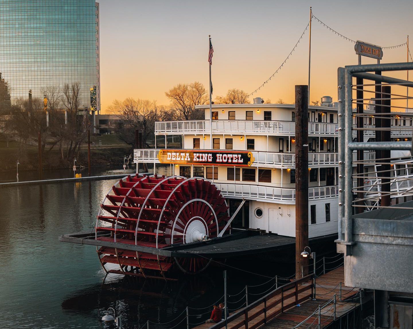 Sacramento River Restaurants For Waterfront Dining