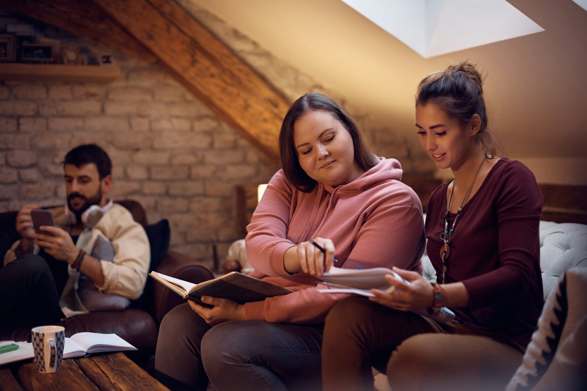 How To Balance College Obligations With A Vibrant Lifestyle – MK Library