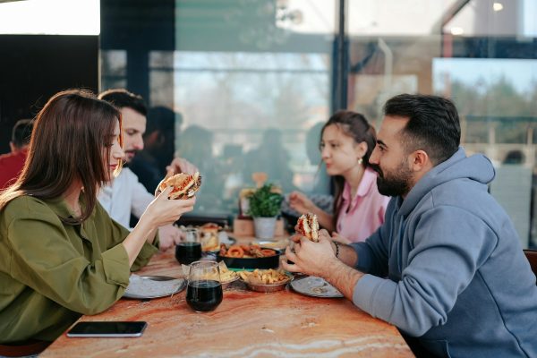 Eating Out? Be Aware Of These Red Flags In Cafés And Restaurants – MK ...