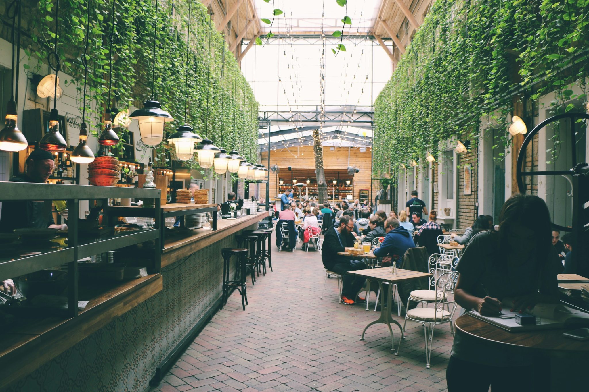Finding The Perfect Restaurant For Your Vacation: 4 Crucial Tips – MK ...