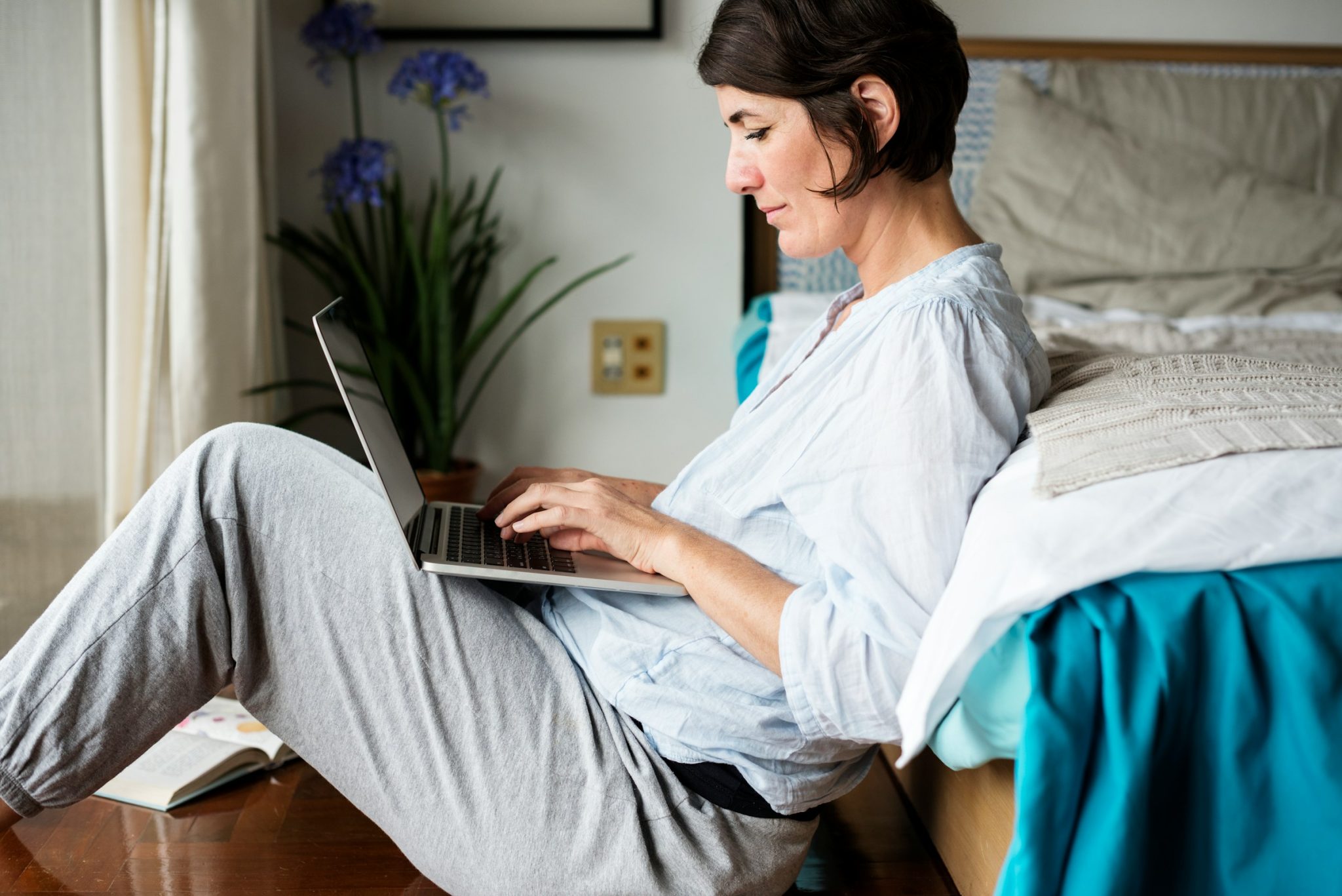 Travel Tips For Digital Nomads: How To Manage Money On The Road – MK ...